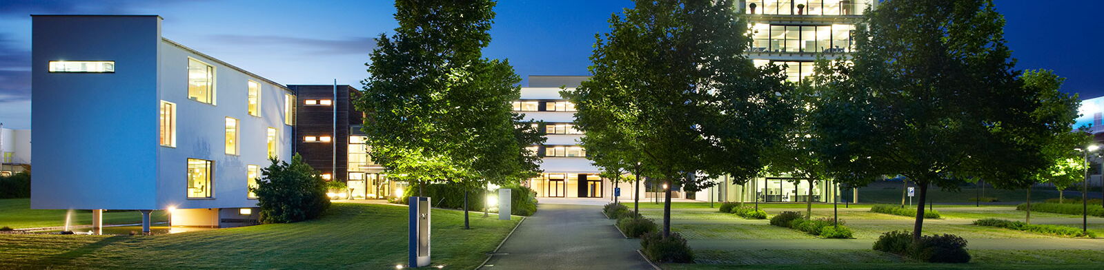 FNT GmbH - Simplify Complexity